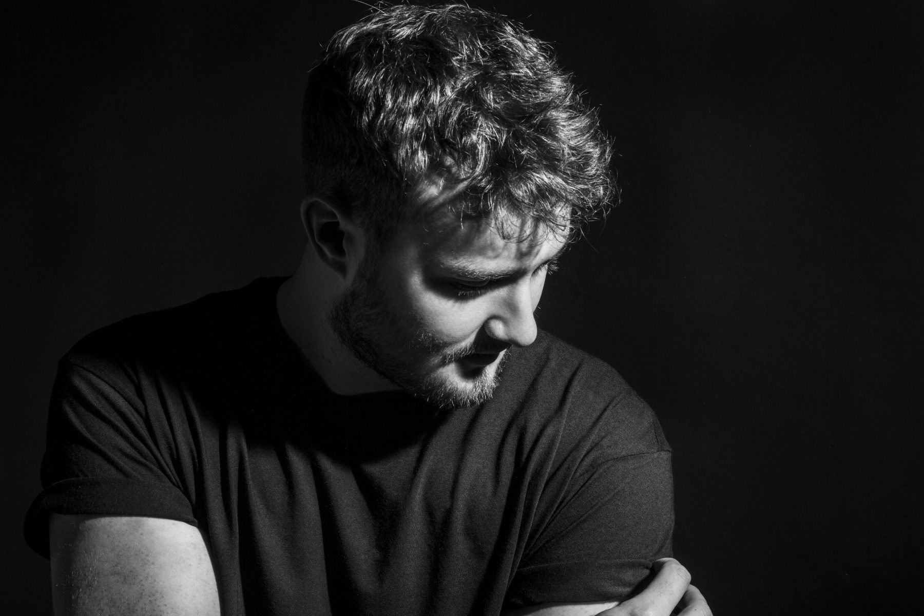 Audio Premiere: Sam Wills - "Light On Me" | Wonderland Magazine