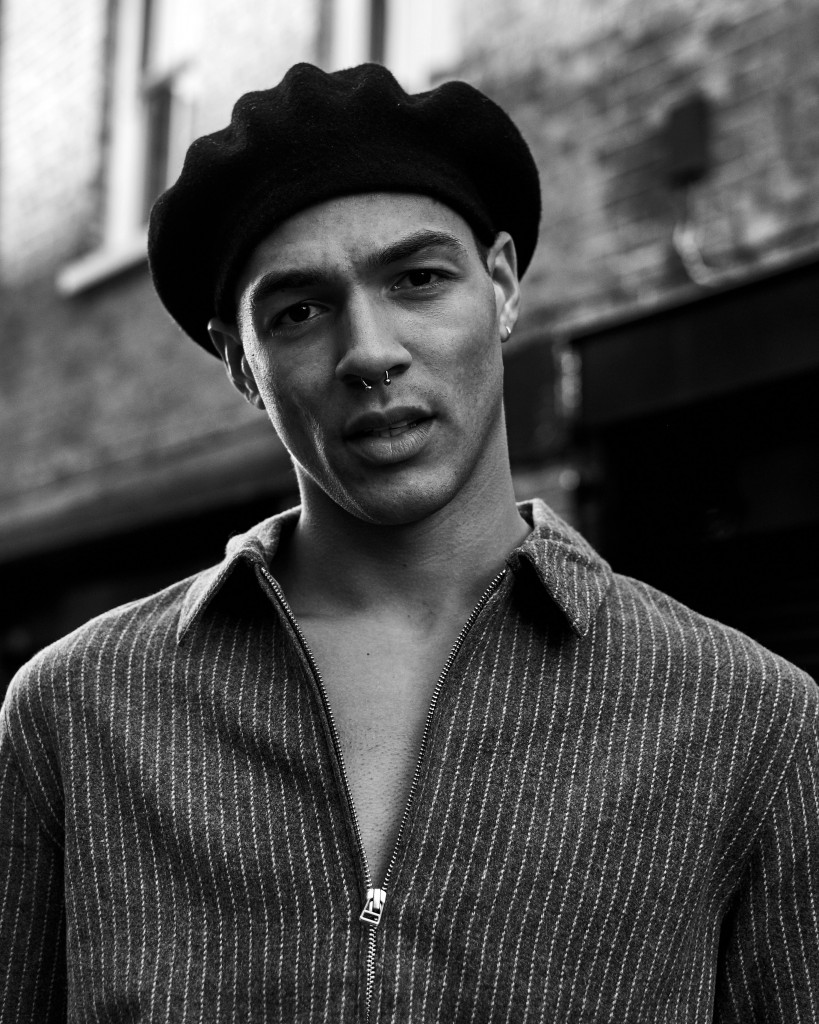 Premiere: Charles - "Red.Green.Gold"