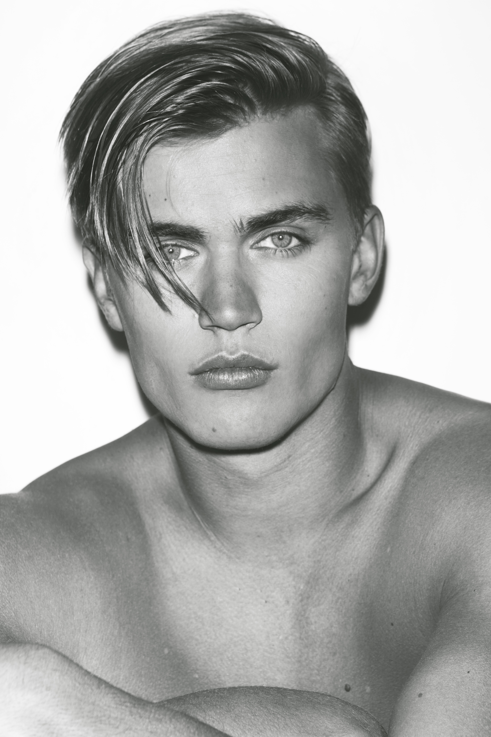 Model Behaviour: Sam Harwood | Wonderland Magazine