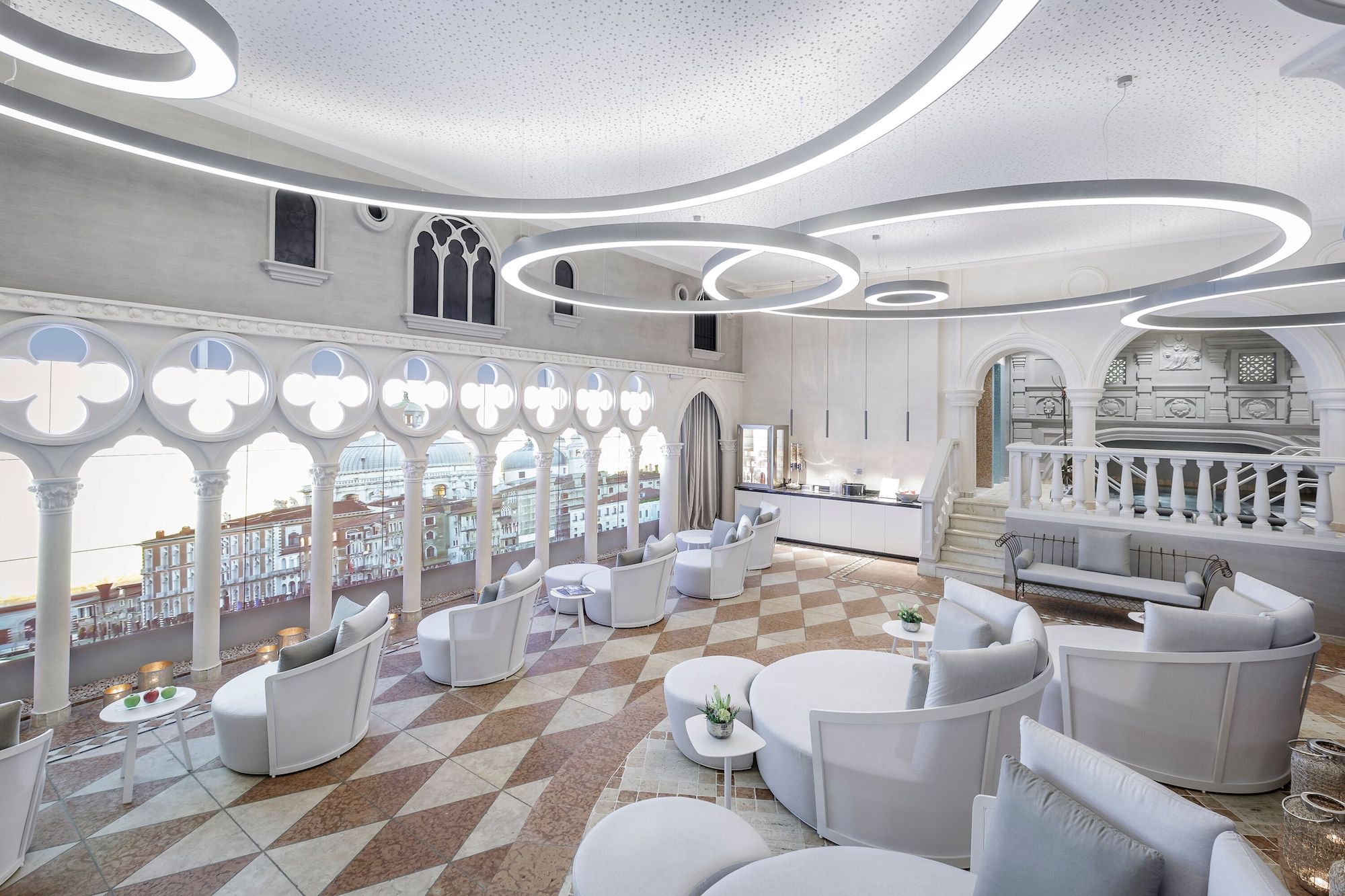 Luxury 5-Star Hotel Das Central in Sölden review | Wonderland Magazine