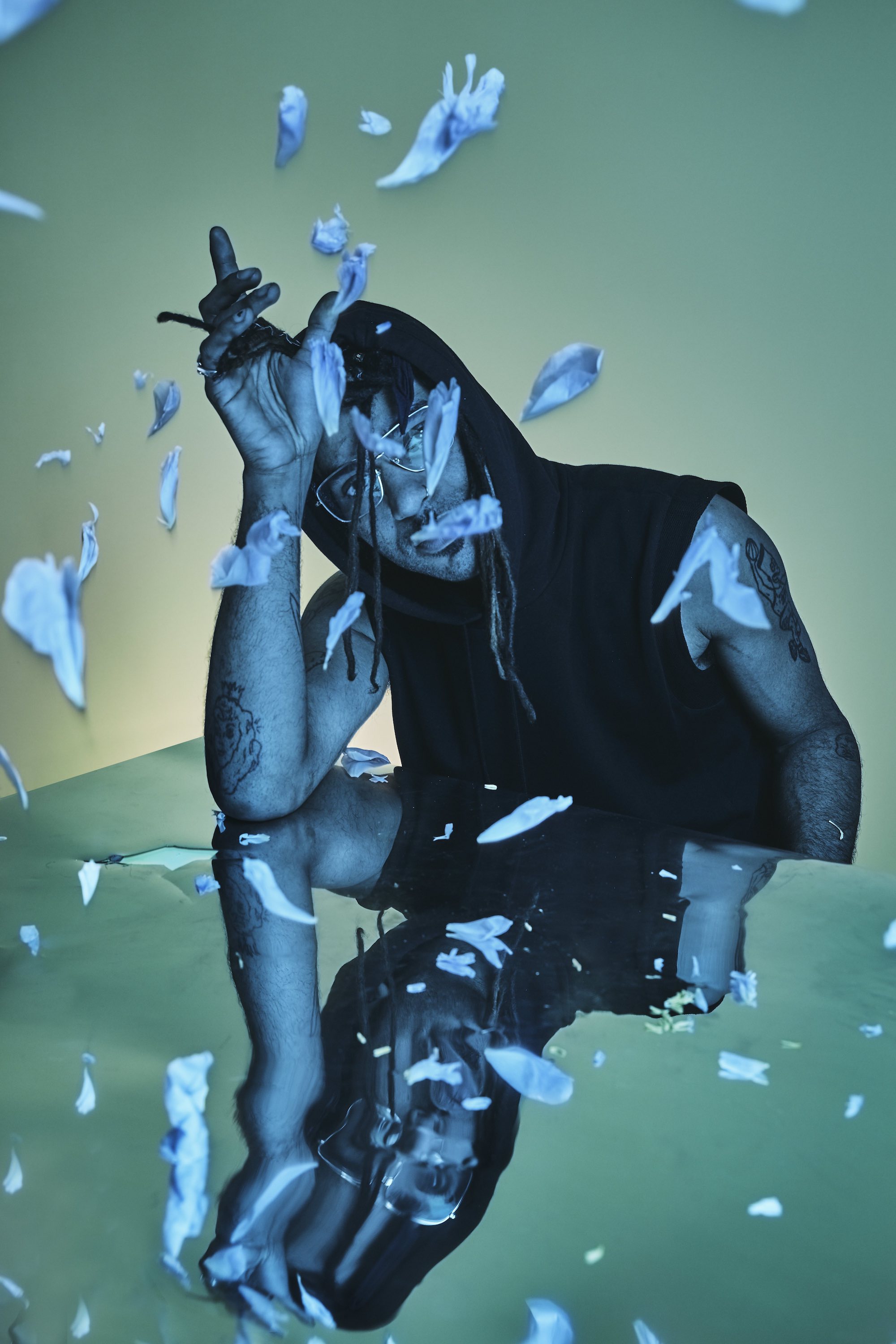 Multi-Genre Artist Velvet Negroni Drops "KURT KOBAIN" | Wonderland