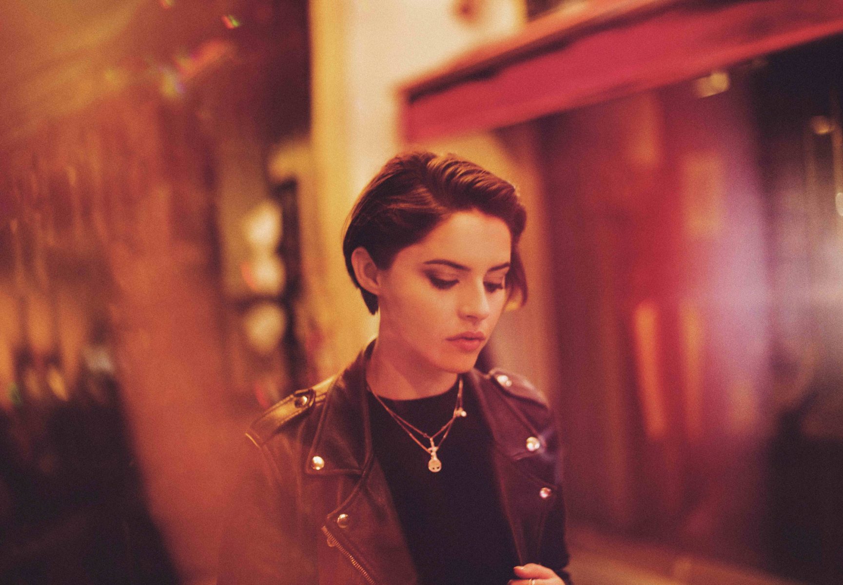 Premiere: Sarah Proctor - "Lay Down" | Wonderland Magazine