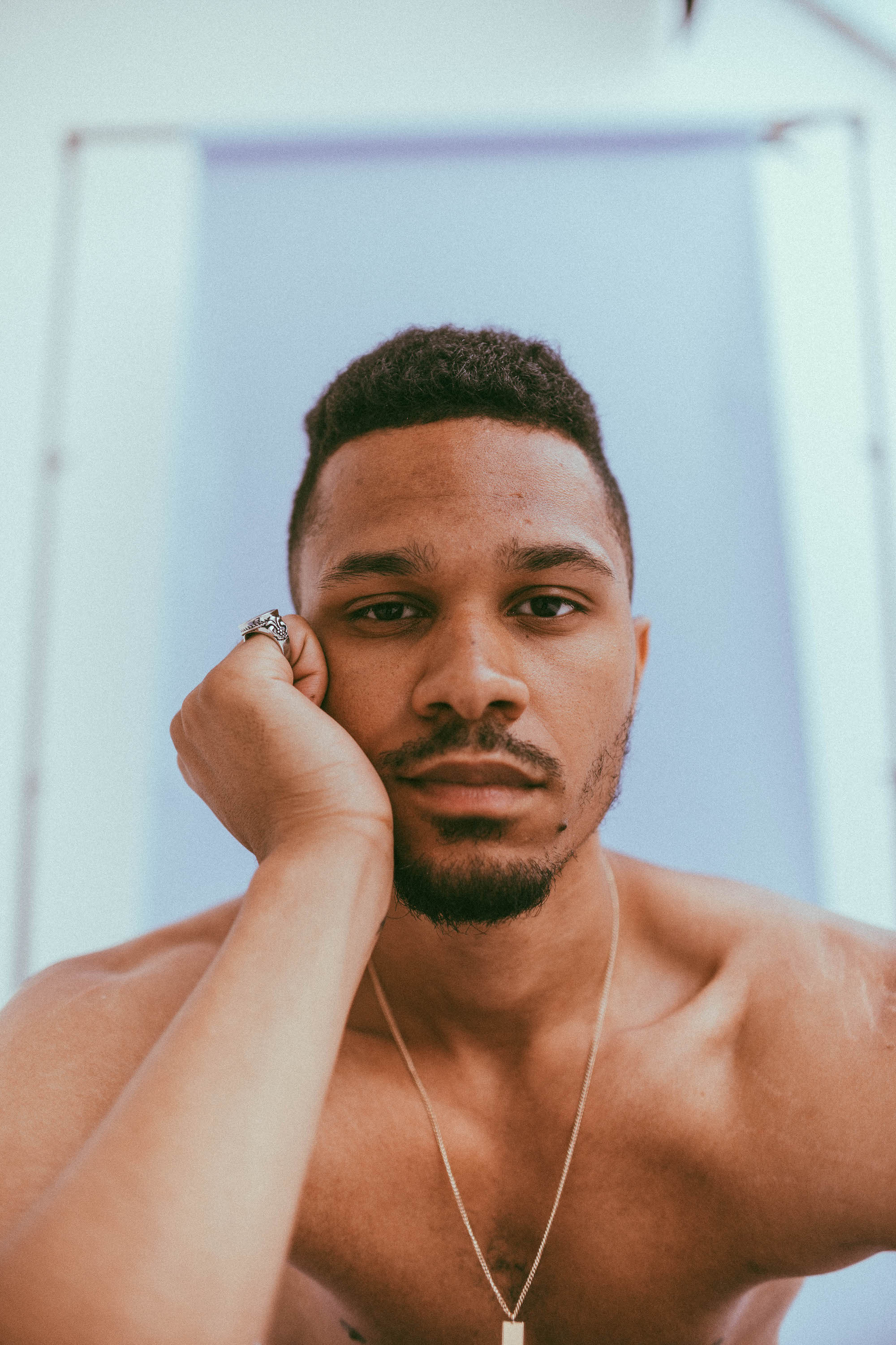 Premiere: TheColorGrey - 'Out Of My Hands' | Wonderland