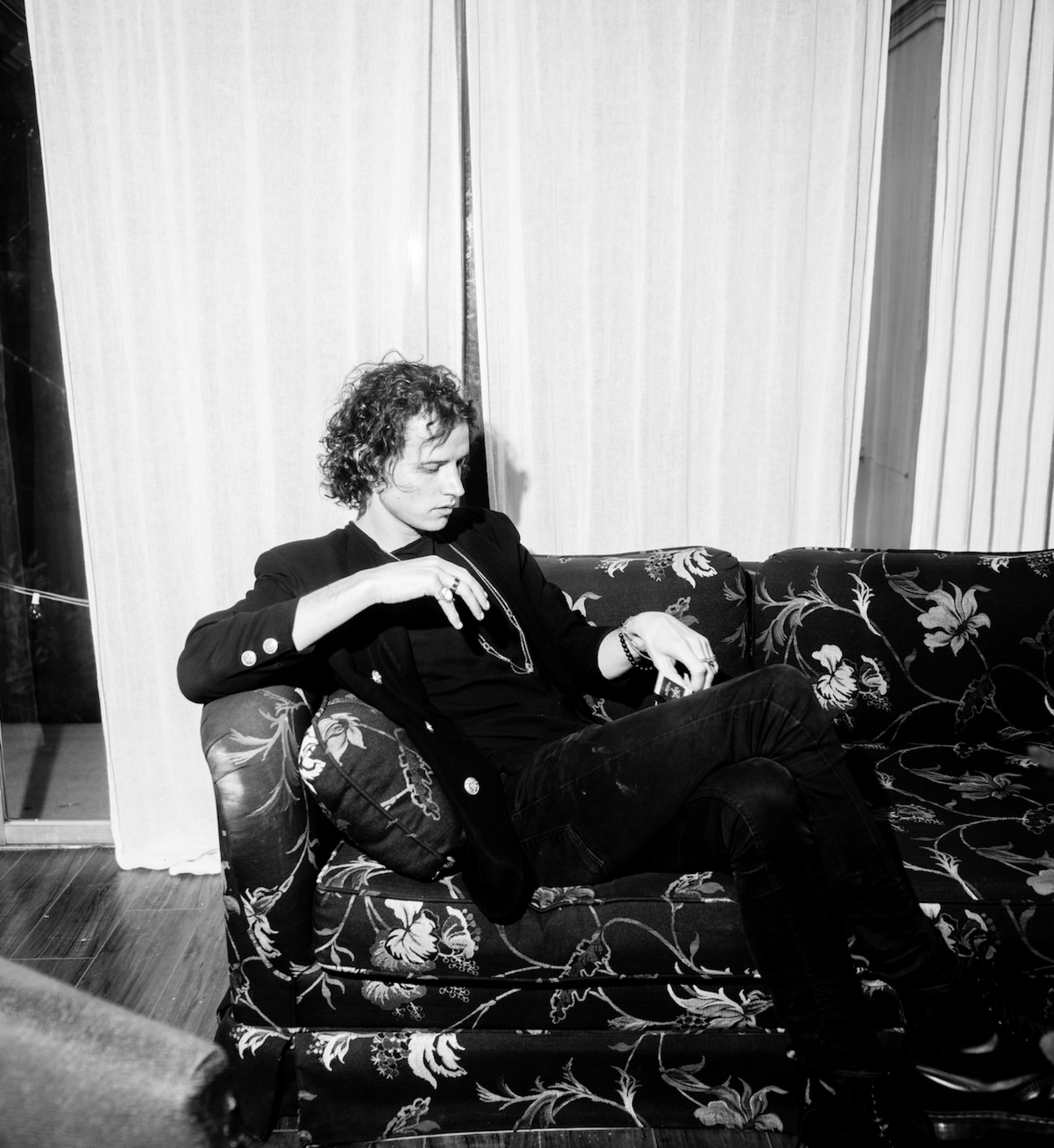 Premiere: Nick Leng - "Lonely Shade Of Blue" | Wonderland