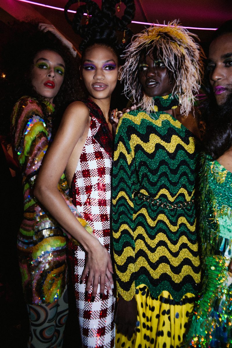 Ashish brings dazzling prints and 1960s glamour to LFW for AW20