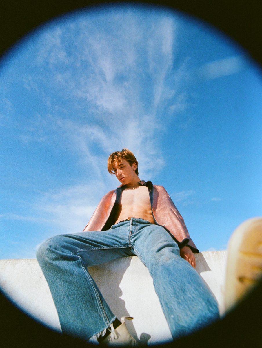 Singer-Songwriter Will Hyde Debut's his emotional new tune "easy for u"