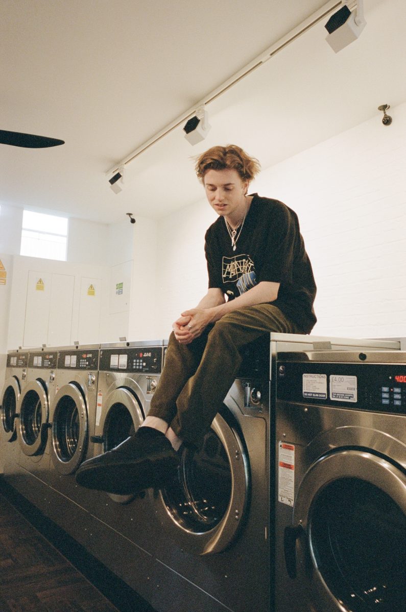 Isaac Stuart Drops New Heartfelt Single Place For You in My Heart”.