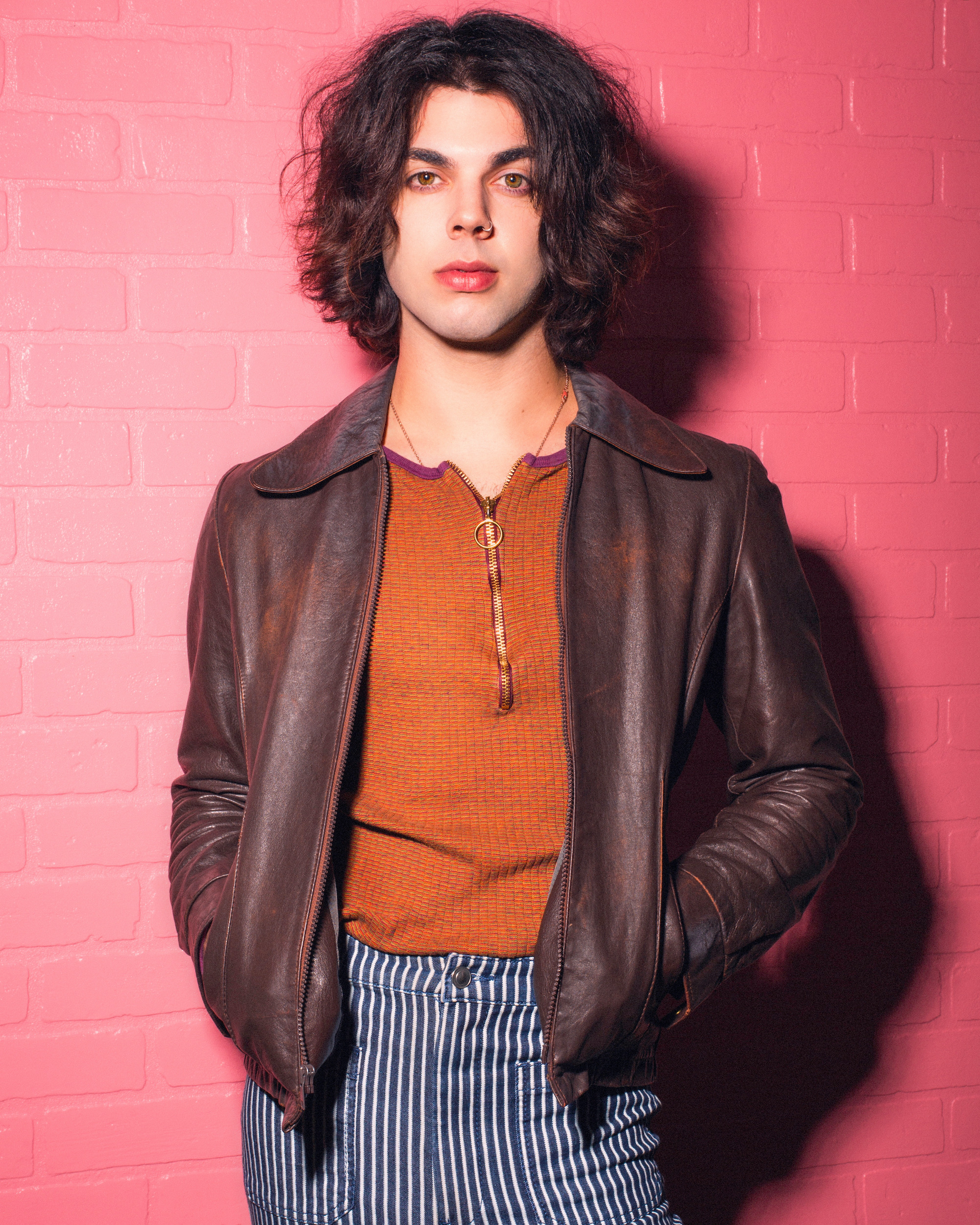 Mickey James Is Bringing Back 80's Rock On His Gritty New Tune "Kings"