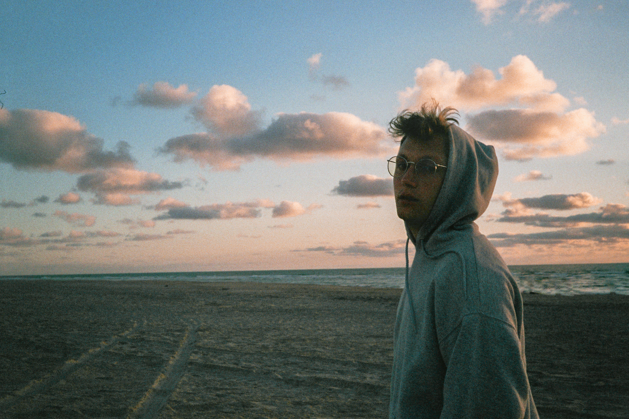 Gaspar Narby Has Dropped New Track "Sleepless", featuring LEES