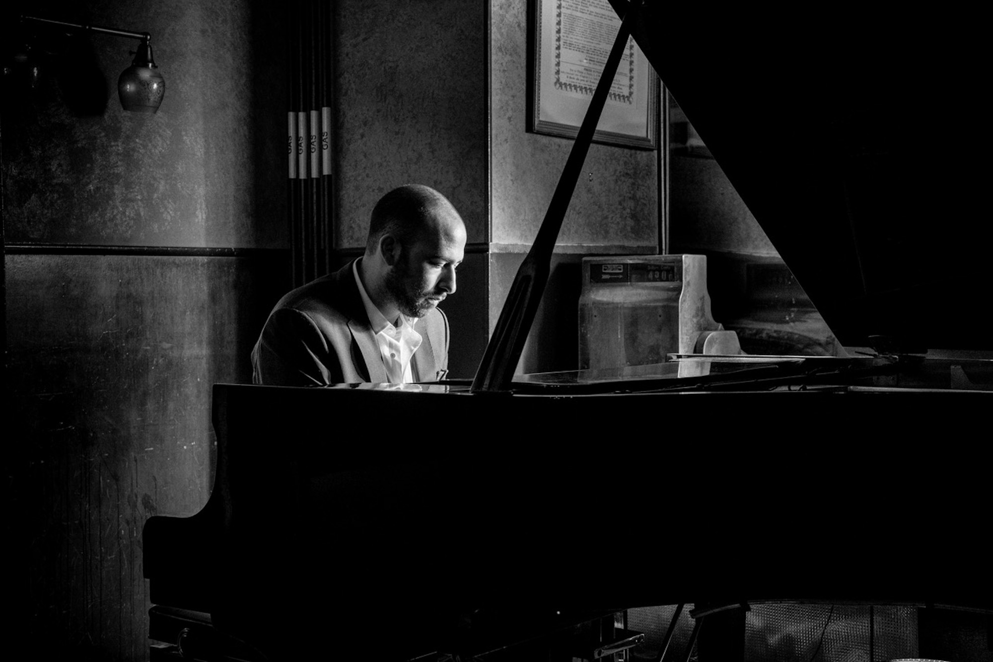 Jared Feinman Unveils Lead Single Of His Upcoming Debut LP.