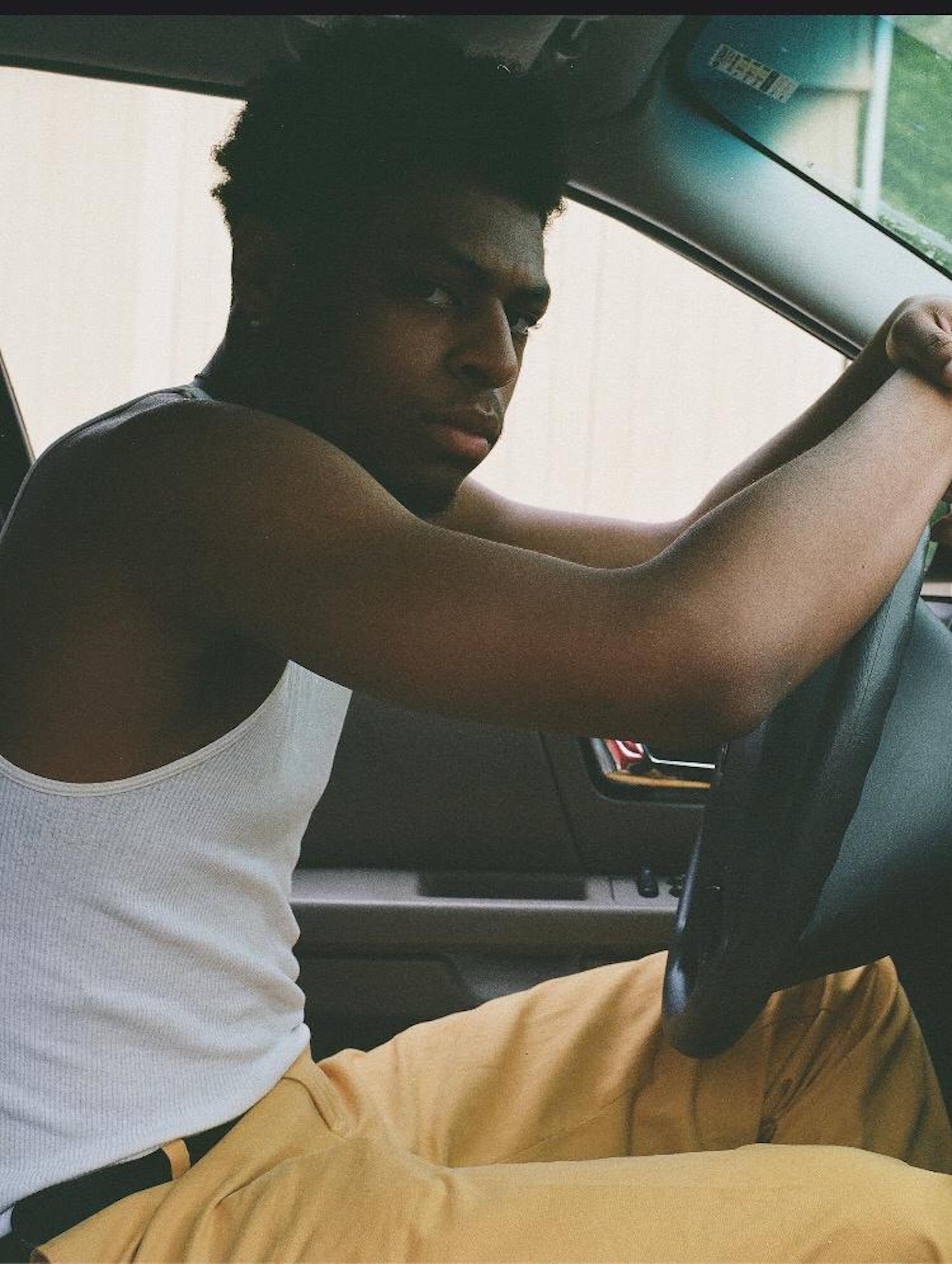 Baltimore Native CamQuarter Drops Lo-Fi R&B Release "Starstruck"