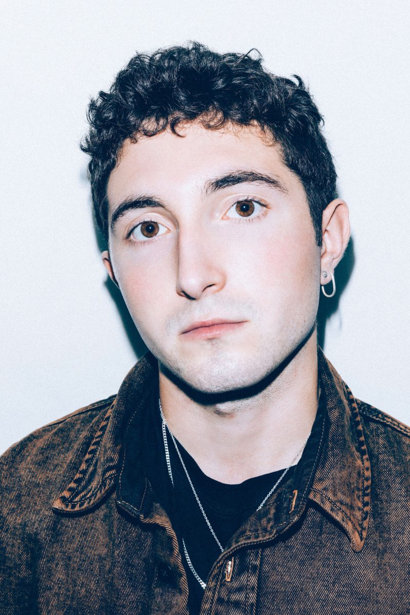 Levi Evans Lends His Warm Tone To Track, "Back In My Head Again"