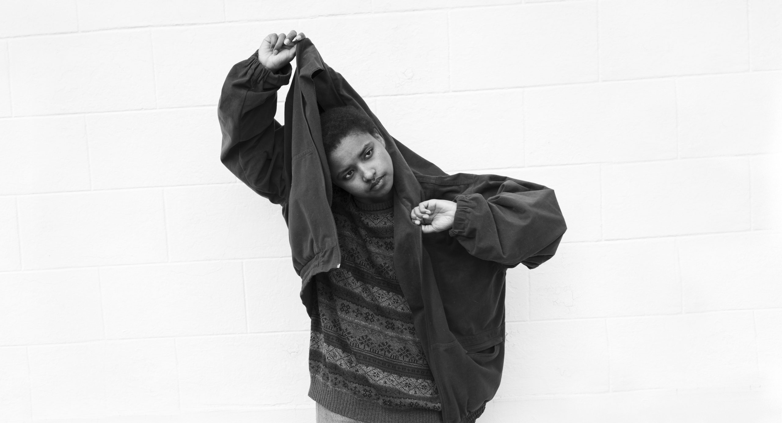 Meskerem Mees Drops Acoustic Track "The Writer"