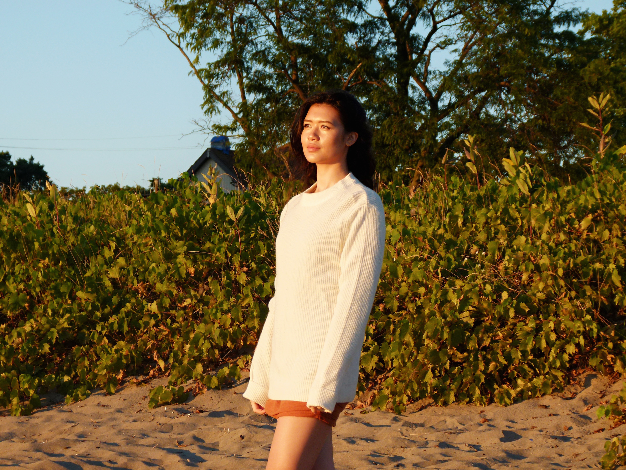 Dover Lynn Fox Talks New EP, "New Seasons"