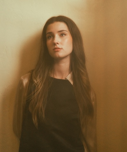 Isabel Dumaa Releases New Single “Freshman Year”