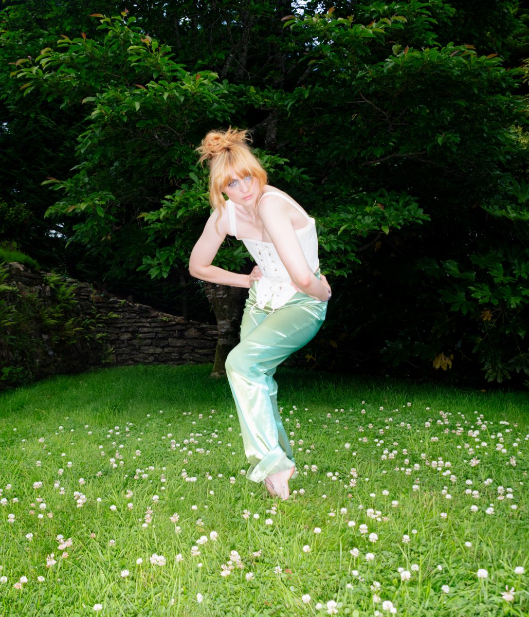 Liana Cornell's Debut Single, "blýth”