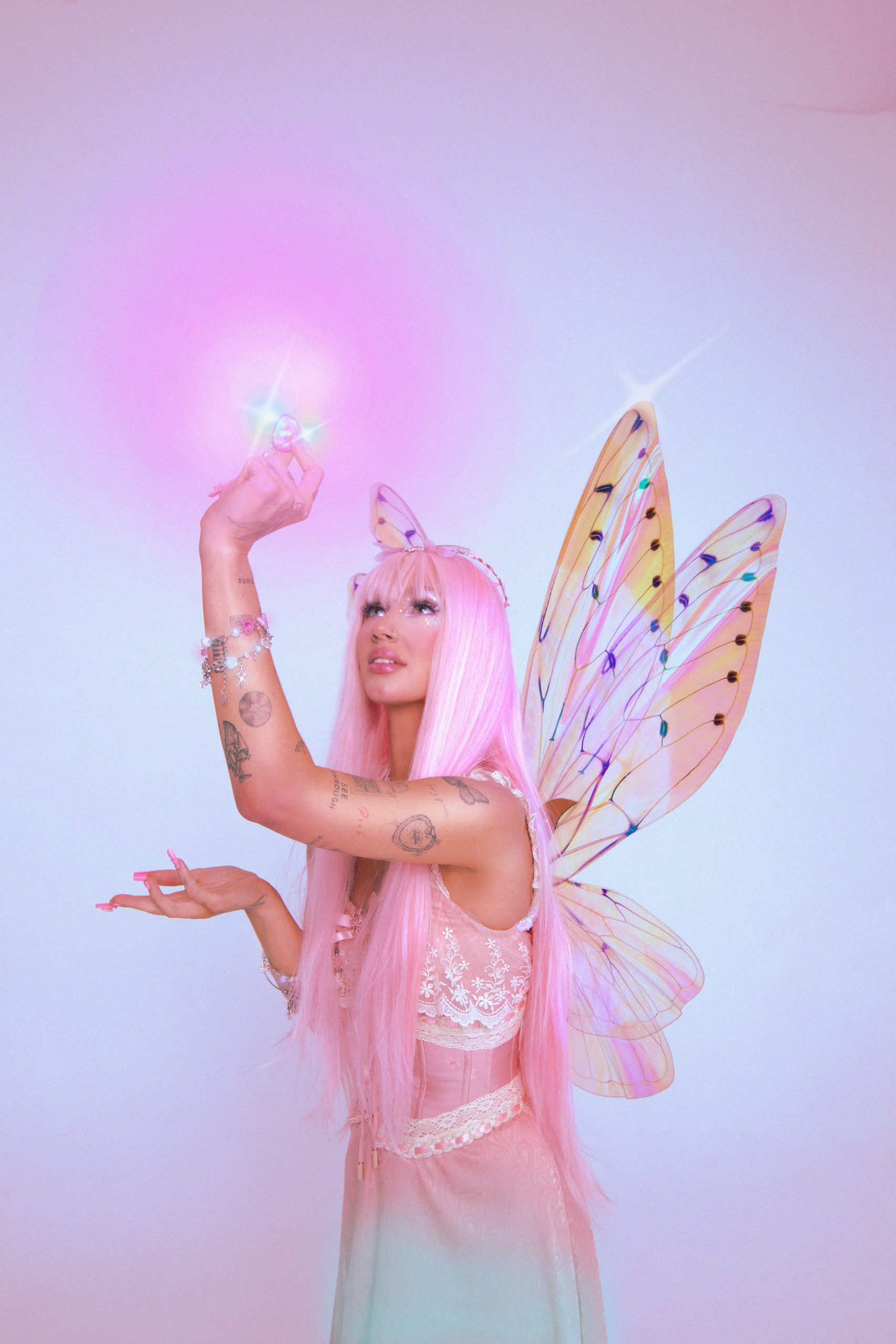 Peach PRC Discusses "Manic Dream Pixie"