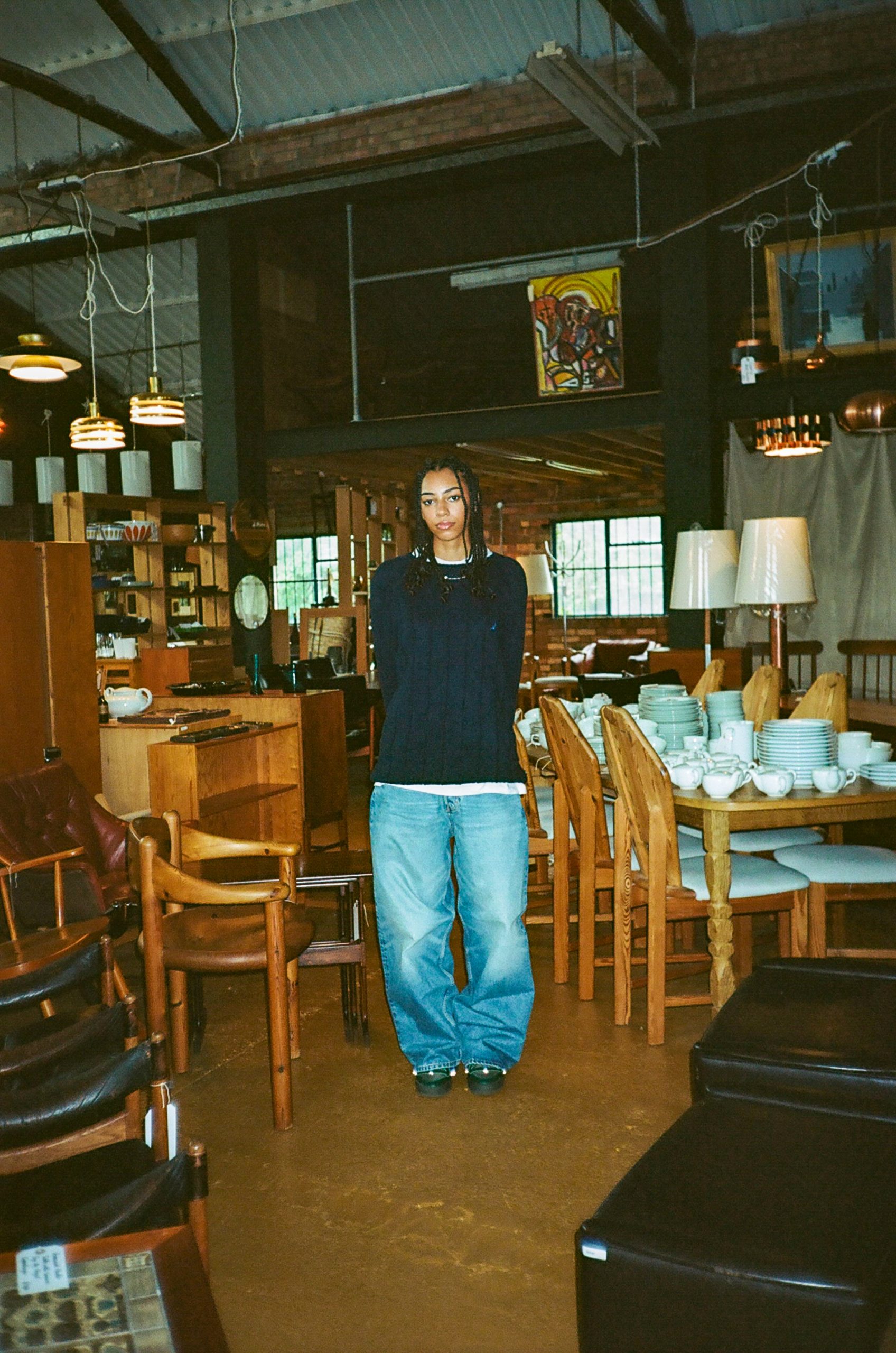 Amie Blu Talks "crumbs in my bed"