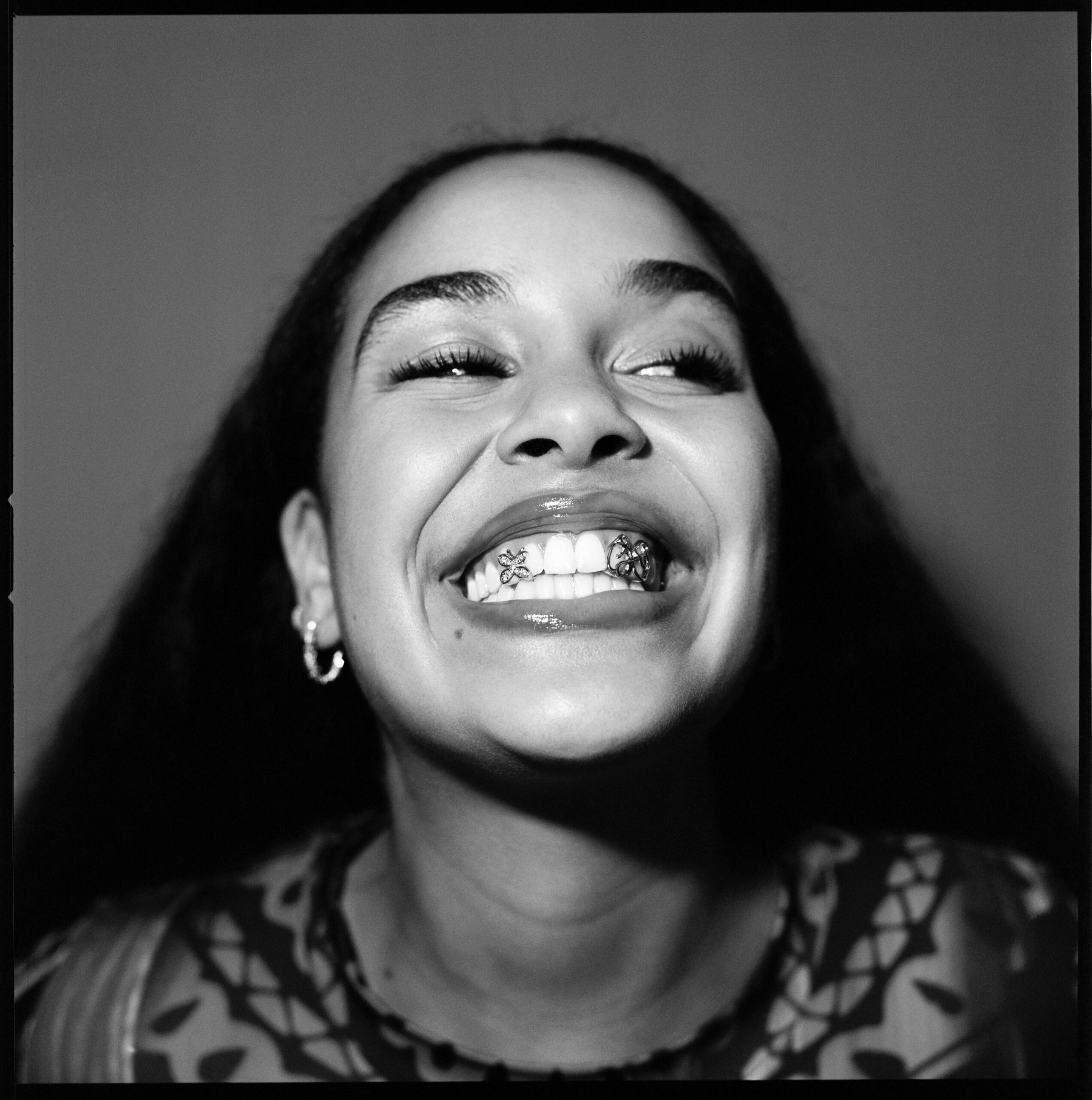 Jorja Smith Unveils Her Second LP, falling or flying