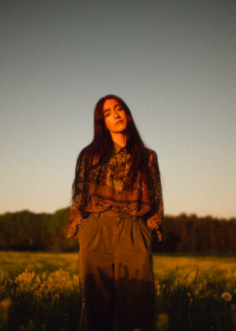 Elina Releases Fresh "Apologize"