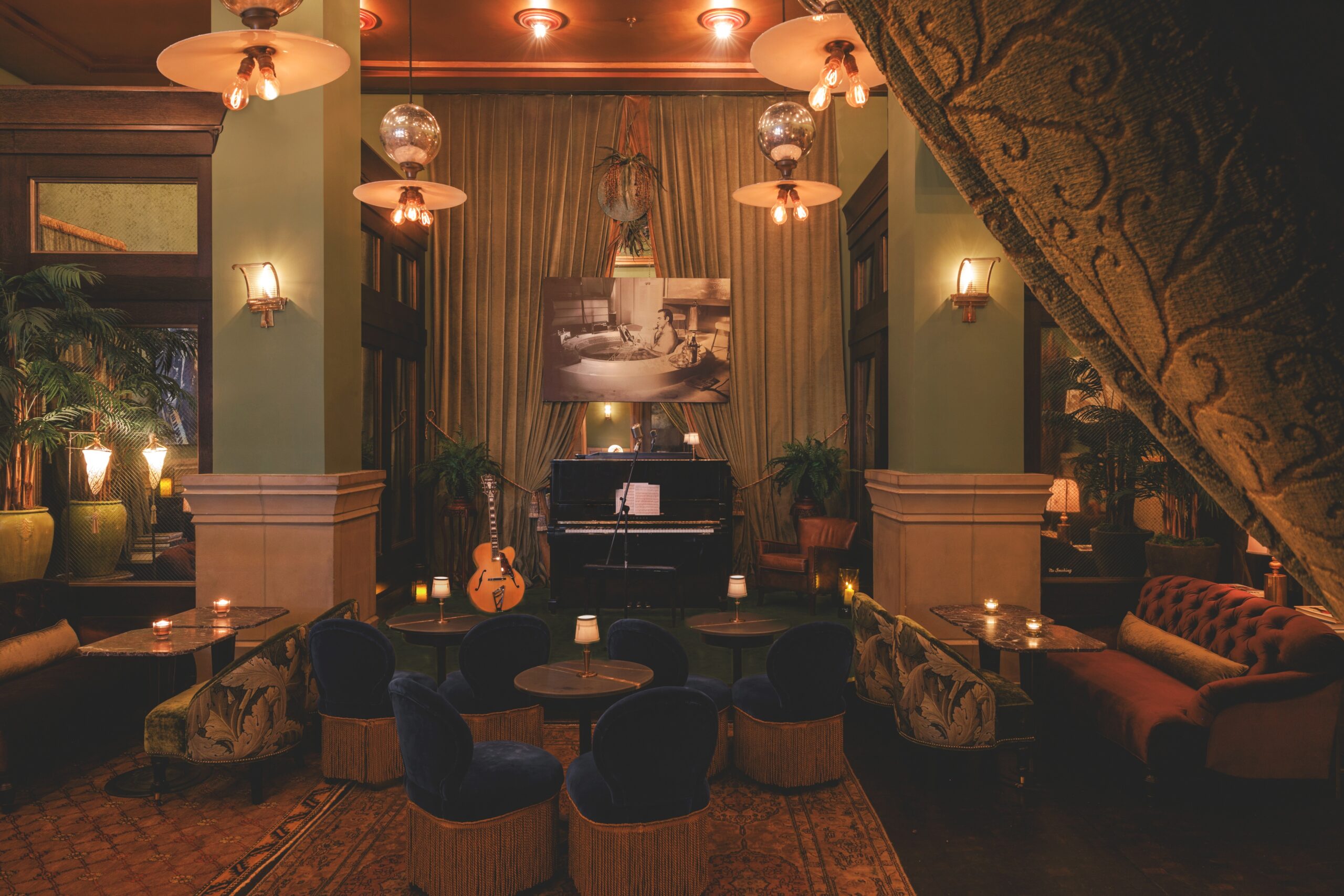 Discover NY's Most Glamourous Night Out At The Soho Grand