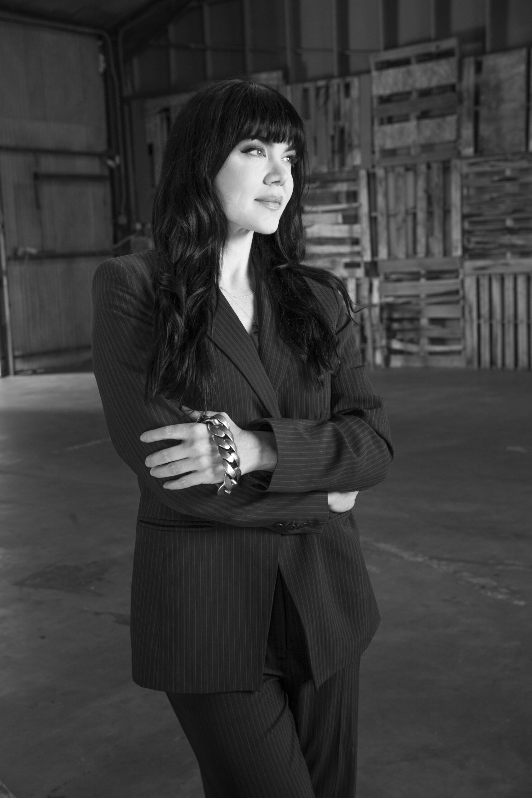 VANESSA AMOROSI - "LIFT US UP" | Wonderland