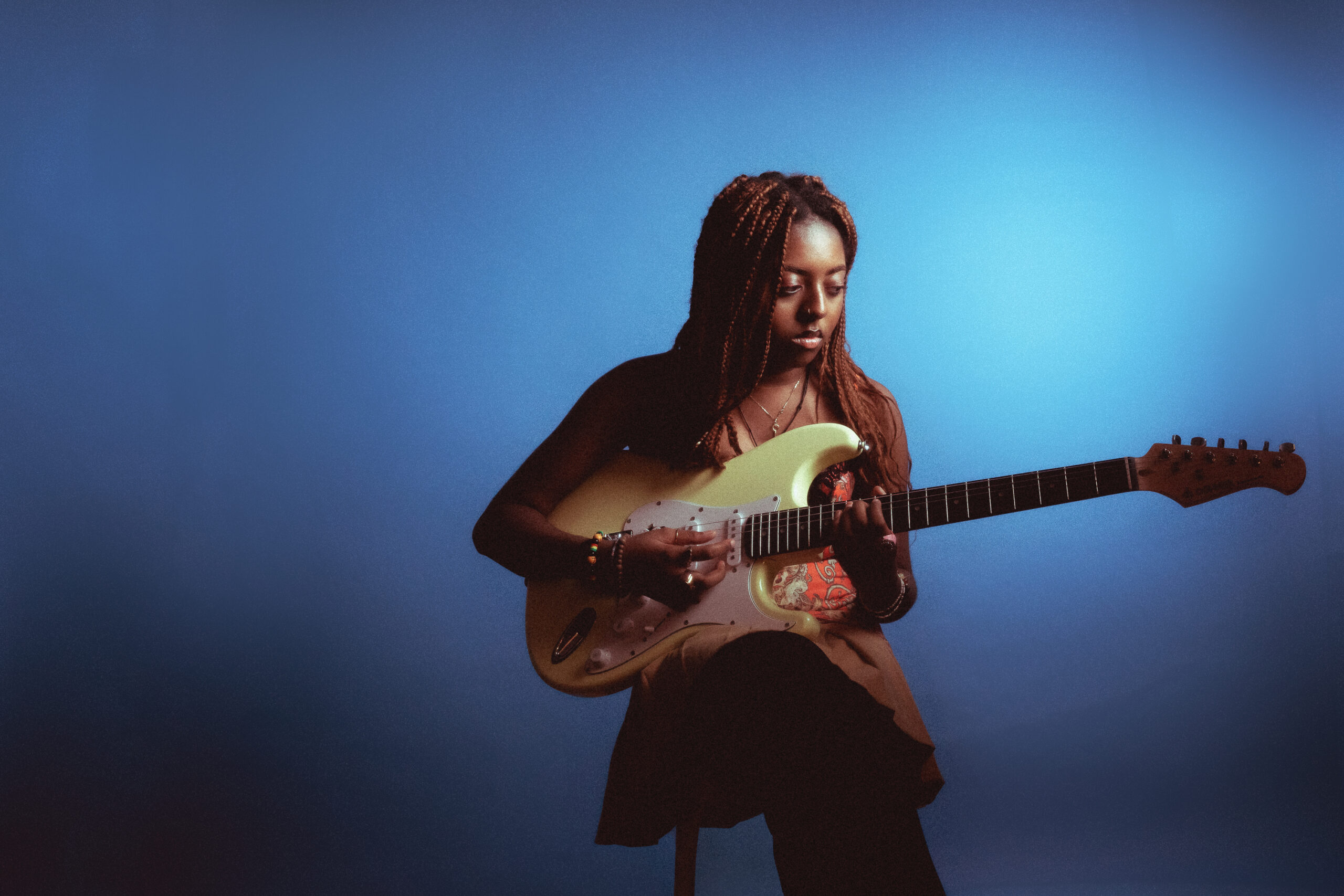 DellaXOZ Unveils Her New EP, "DELLAIRIUM"