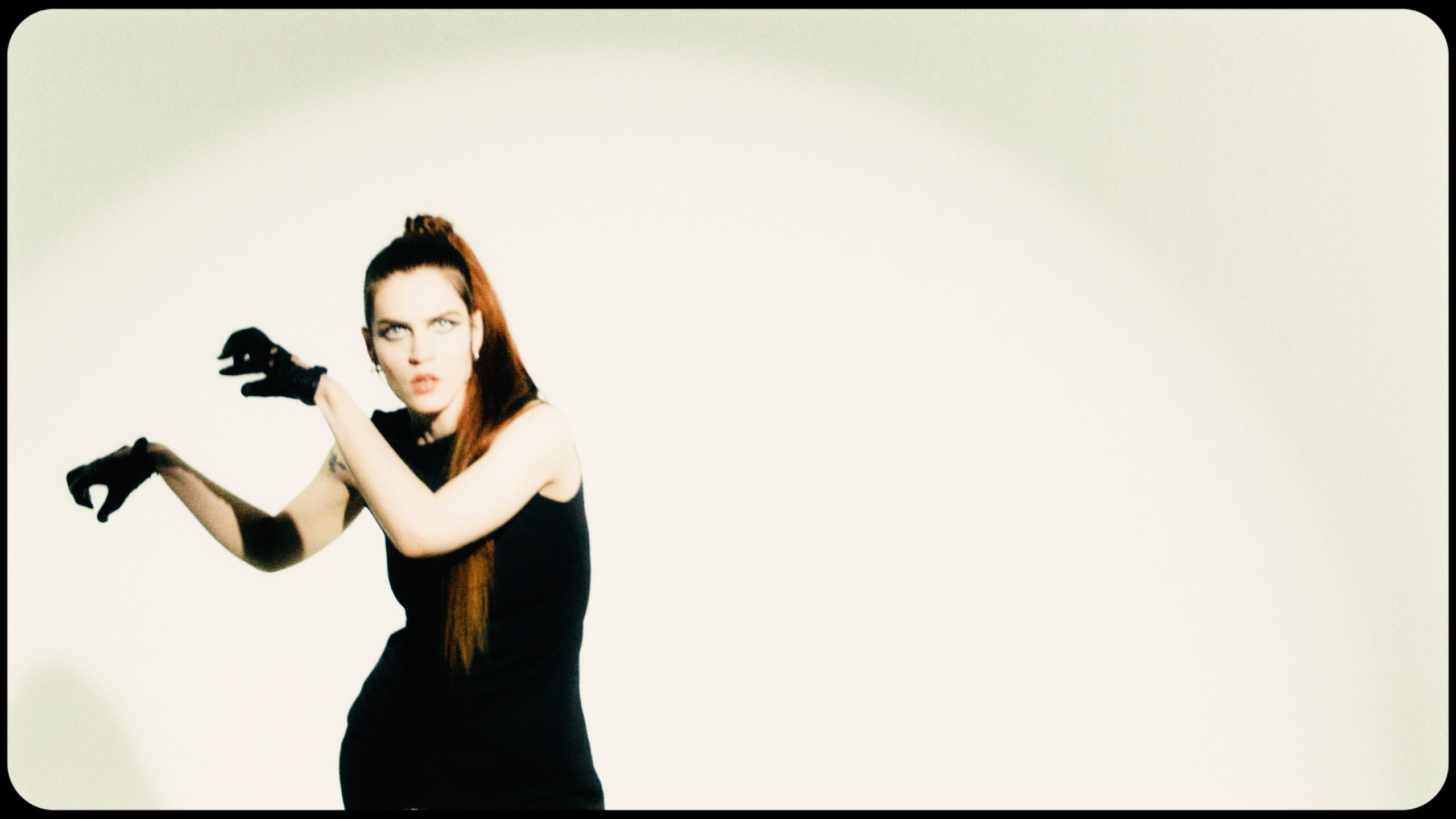 A BTS Look at Gretel's New Visuals For "Far Out"