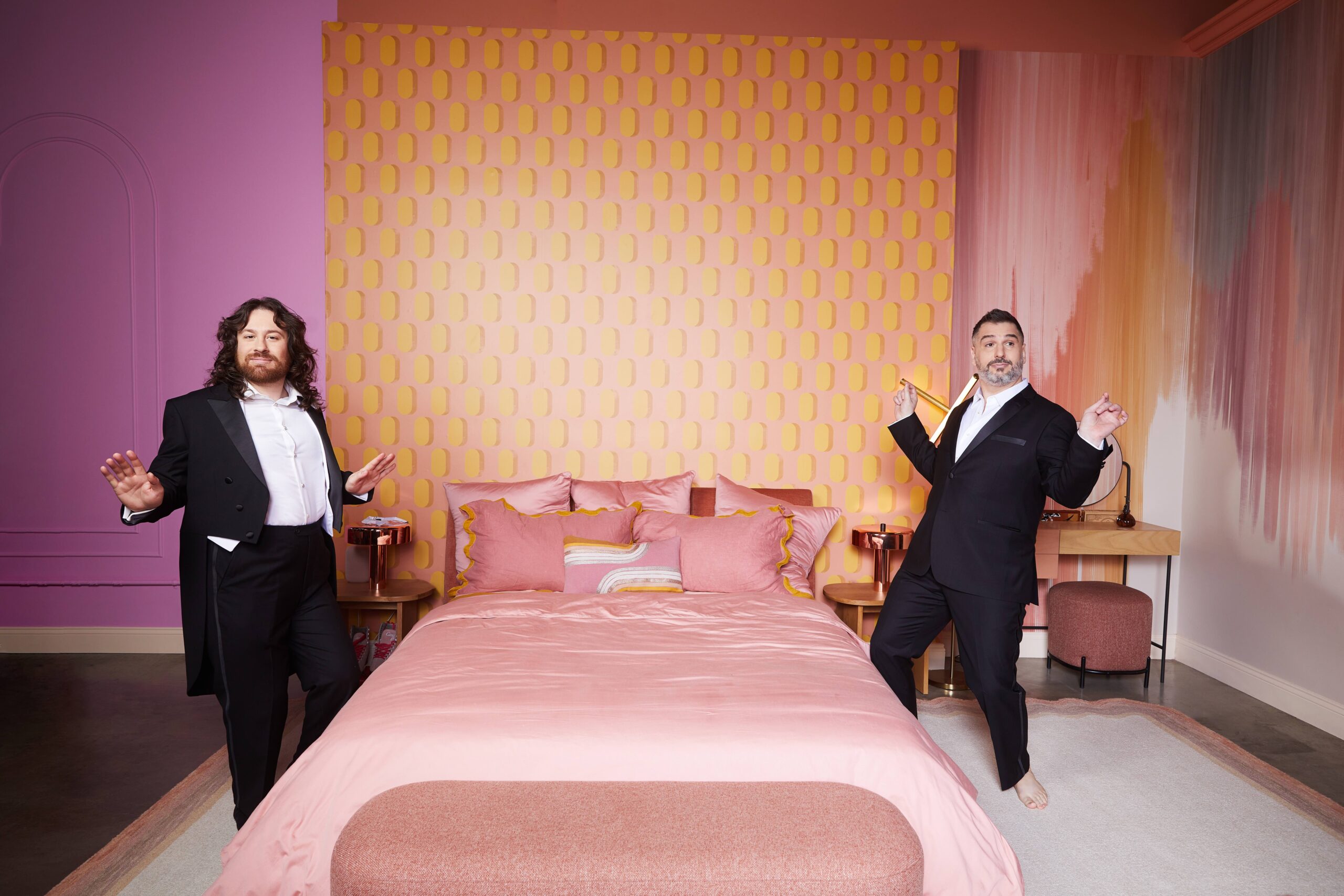 White Collar Prison | Wonderland