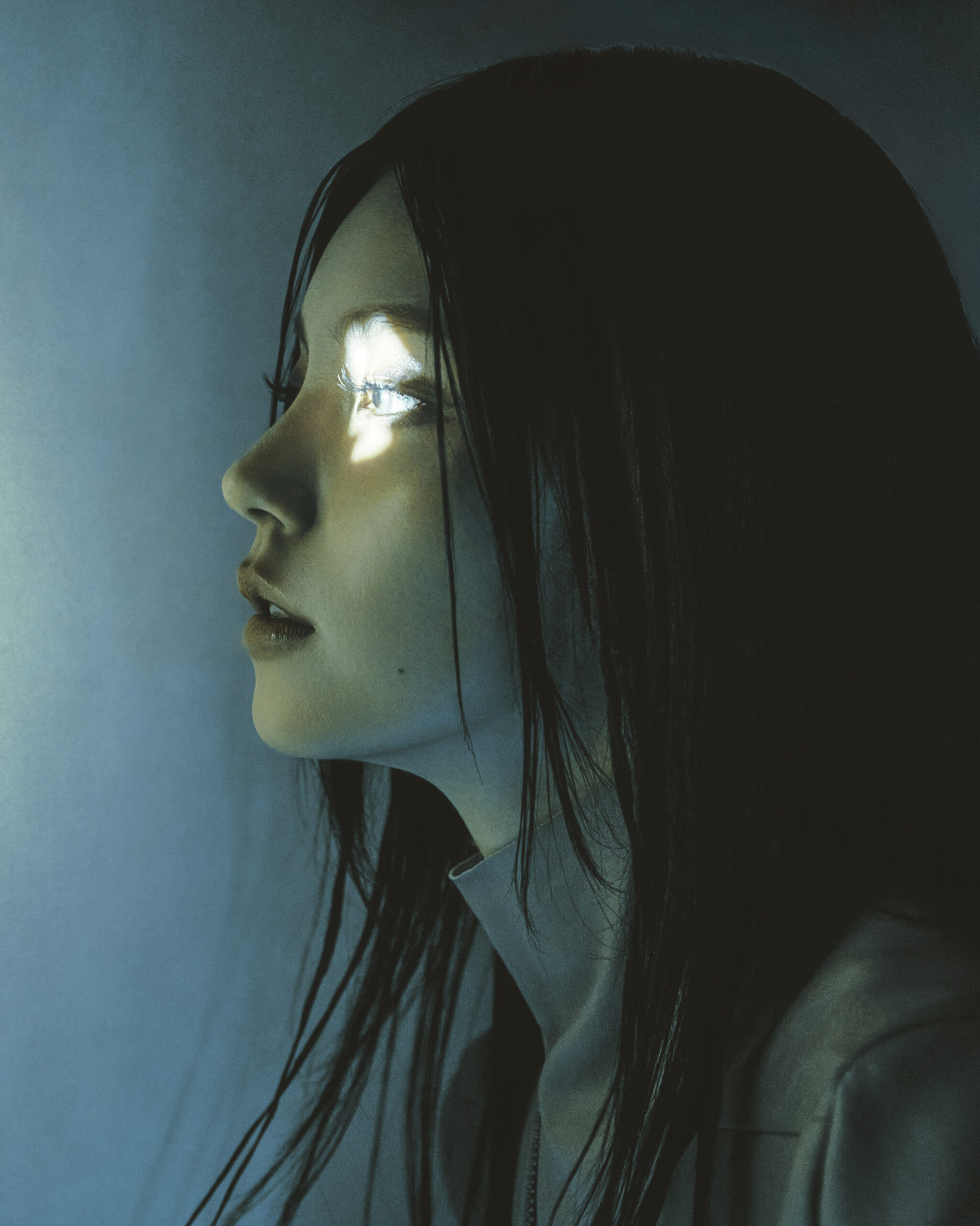 YEJI Comes Up For AIR in Her Solo Debut