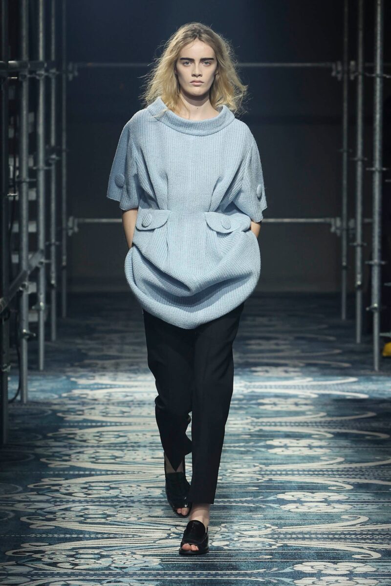 Prada’s ‘Too-Cool-to-Care-About-Hair’ for AW25 | Wonderland